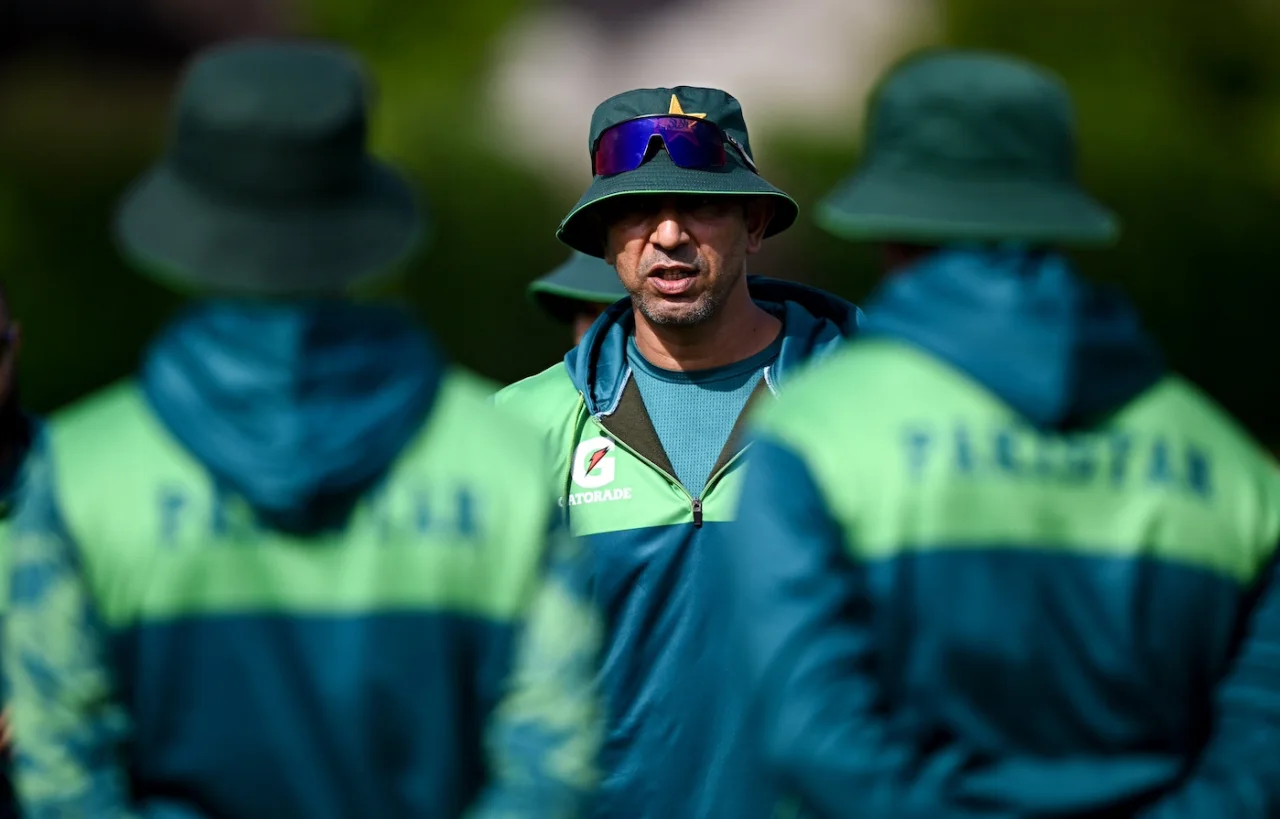 Azhar Mahmood Appointed Acting Head Coach of Pakistan Test Team Until 2026